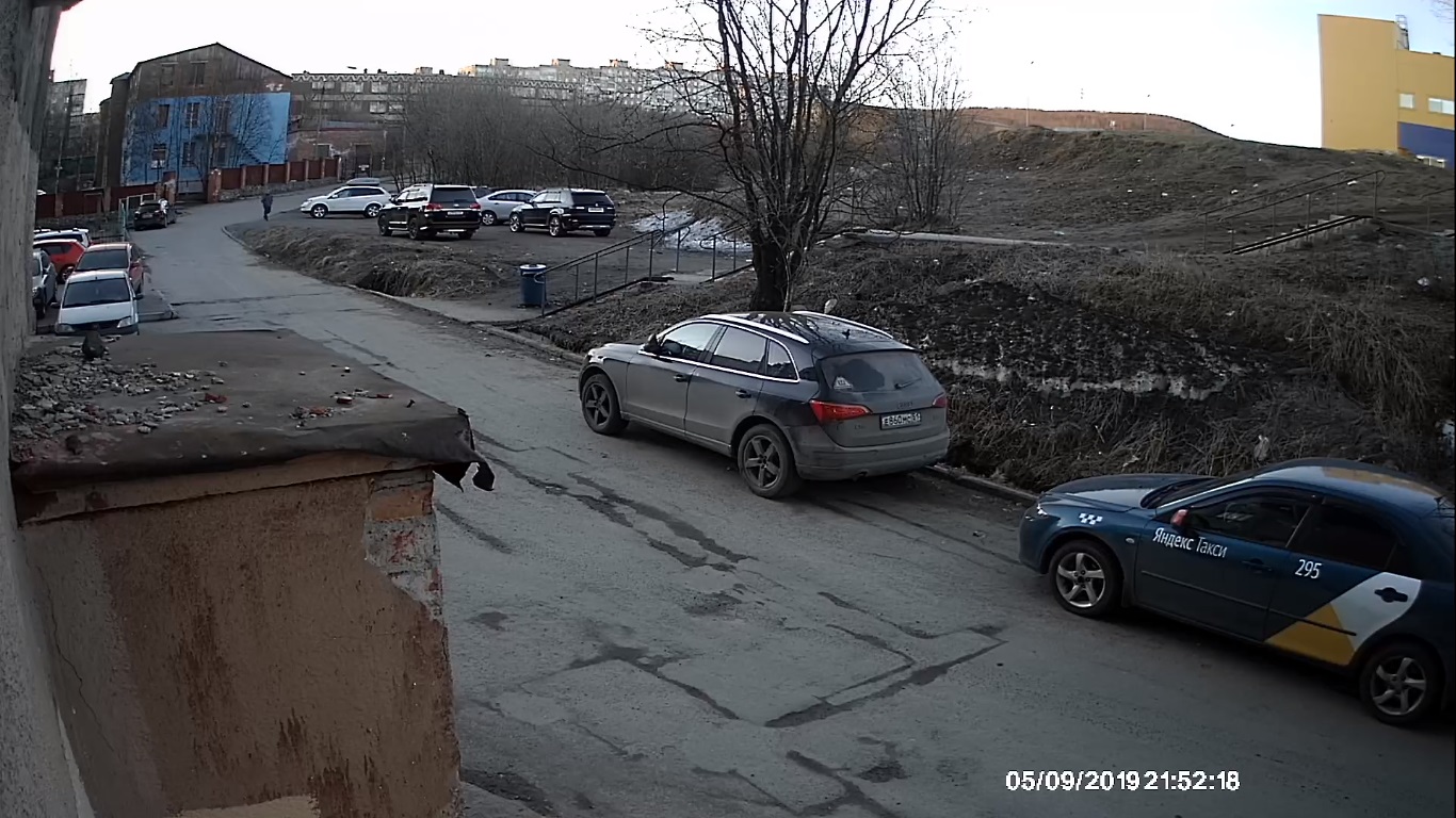 Мурманск. Вид на двор Кольский 168